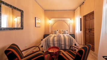Quarto casal superluxo | Roupas de cama premium, cofres nos quartos