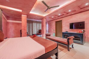 Suite Comfort, vista para o jardim | Ferro/tábua de engomar, Wi-fi grátis