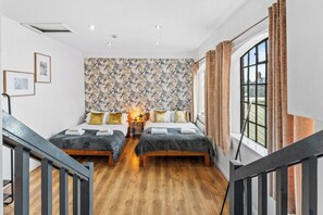3 quartos, Wi-fi grátis, roupa de cama fornecida 