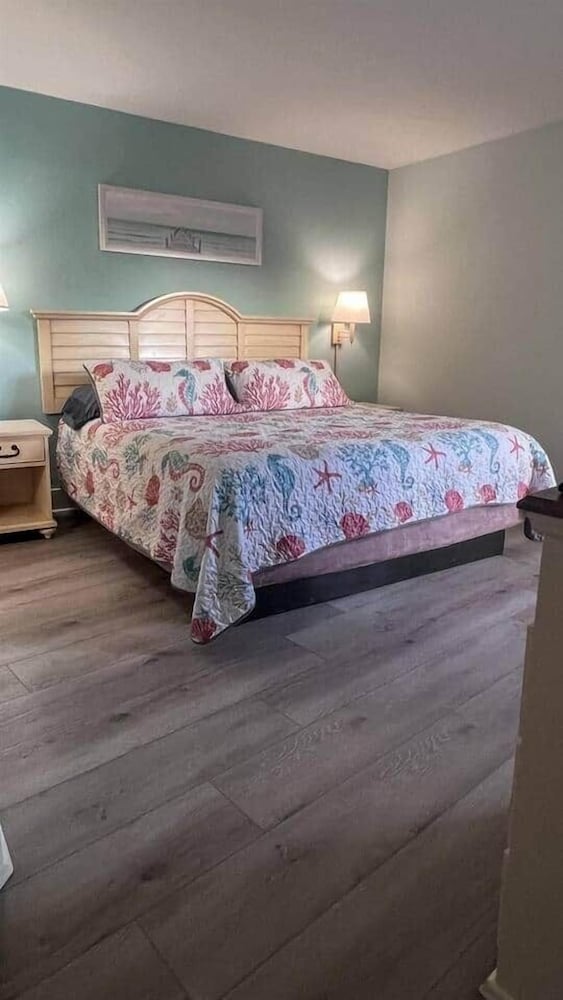 Shell Yeah! Oceanfront, Indoor Pool - Myrtle Beach | Vrbo