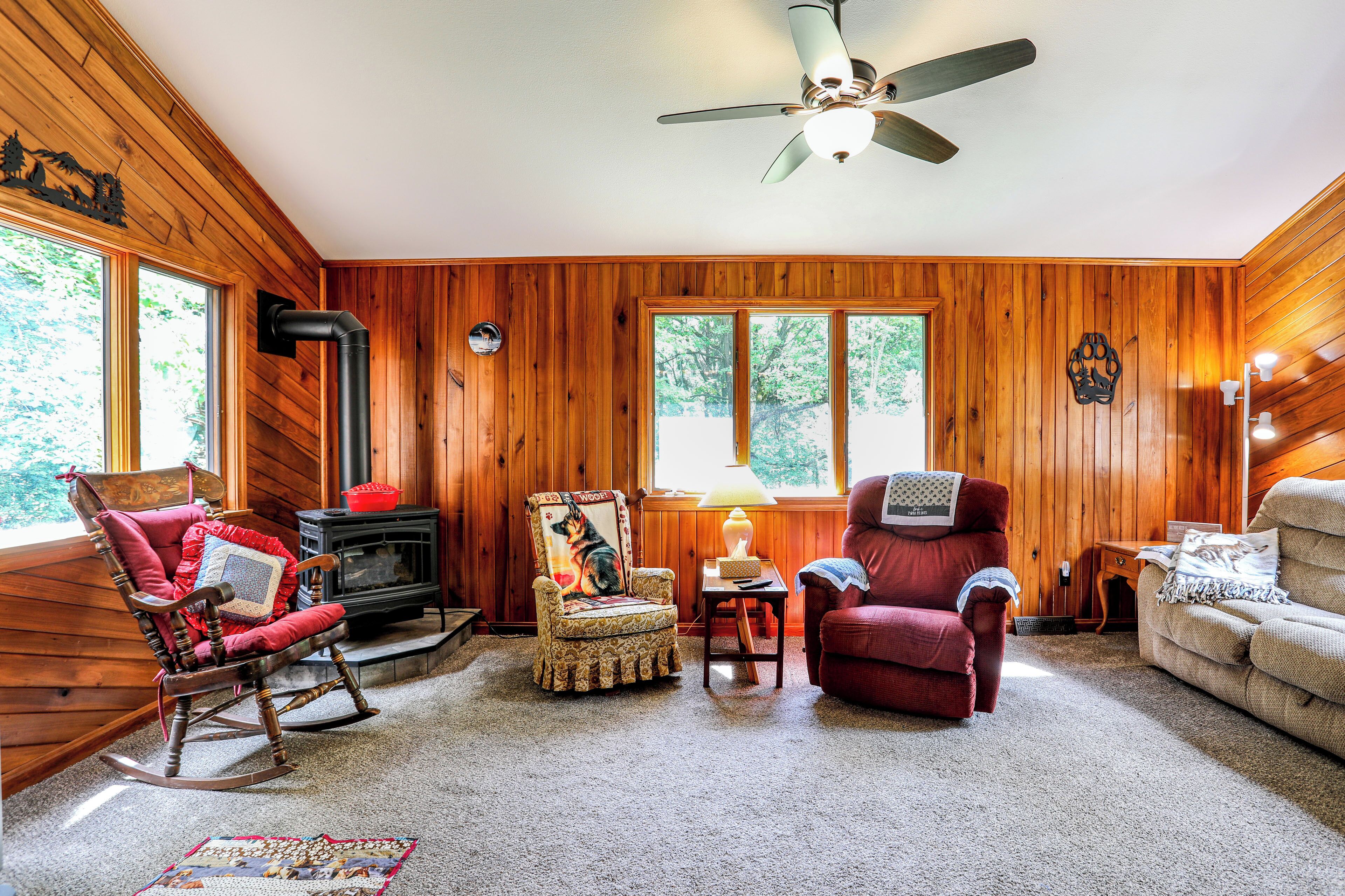 Wooded Retreat On 5 Acres: 6 Mi To Edinboro Lake! - Edinboro, PA