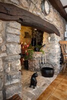 Casa | 6 quartos, acesso à internet de alta velocidade