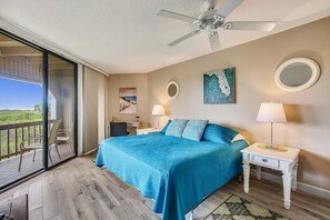Apartamento em Condomínio Fechado, várias camas, banheira de hidromassagem grande (Hibiscus B101) | 2 quartos, Wi-fi grátis