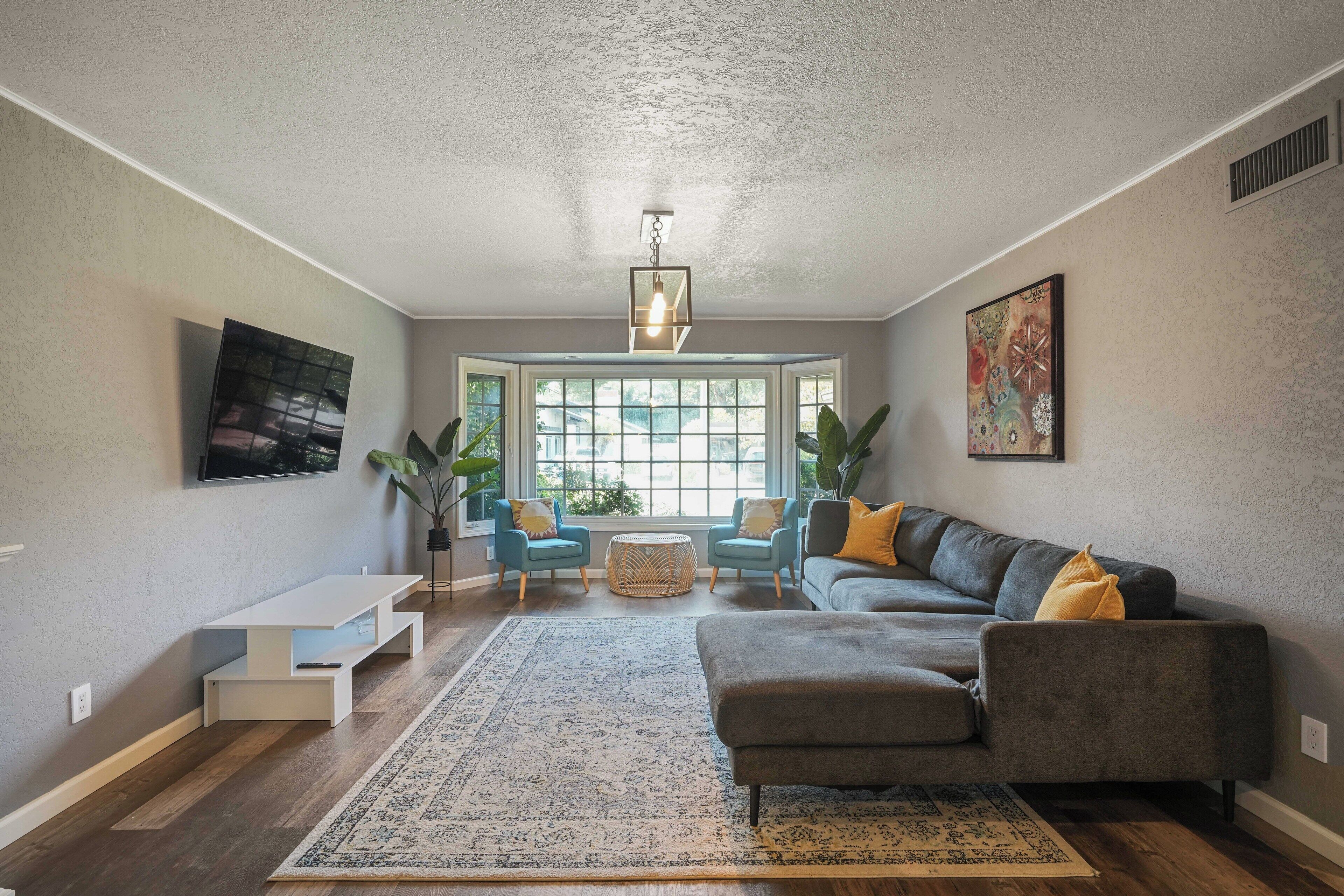 New Spacious & Cozy 5-bedroom House In Enchanting Santa Clarita With Ac - Santa Clarita