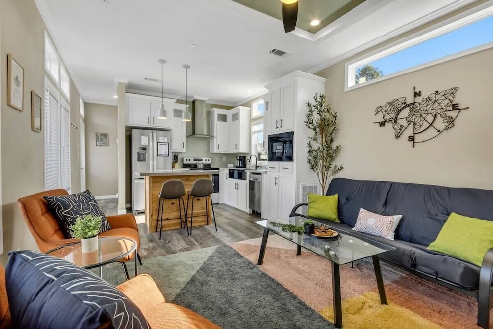 Byrd 6 Cozy Byrd Nest - Huntsville, AL