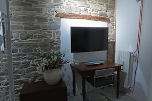 Apartamento, 1 quarto, fumadores, pátio | Comodidade do quarto