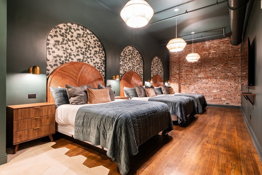 Hollyhock Suite 504: 1 Bed/1 Bath - 路易維爾