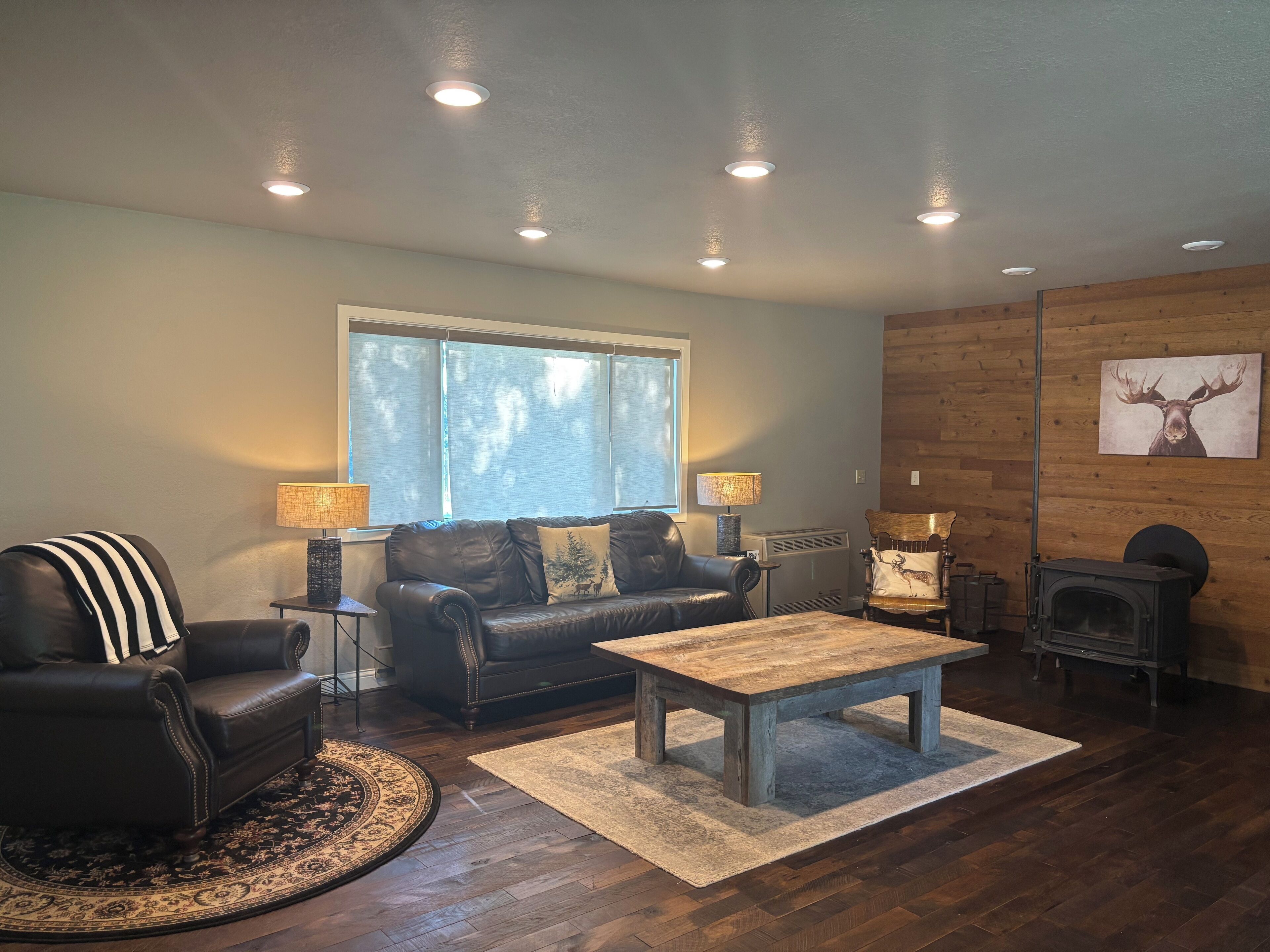 3br Riverfront Retreat On 16 Acres Minutes From Red Lodge - Cooney State Park, Roberts