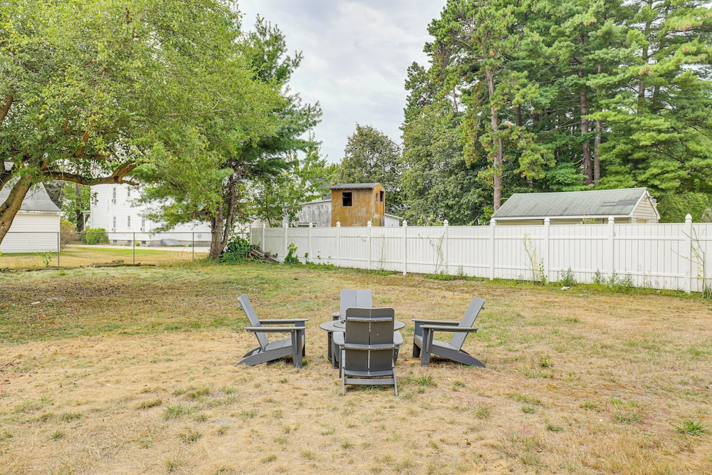 Bbq Ready: Historic Apt 3 Mi To Dtwn Manchester - SNHU, Manchester