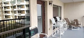 Apartamento em Condomínio Fechado, 2 quartos | Terraço/pátio interior
