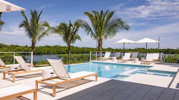 Casa | 8 quartos, acesso à internet de alta velocidade