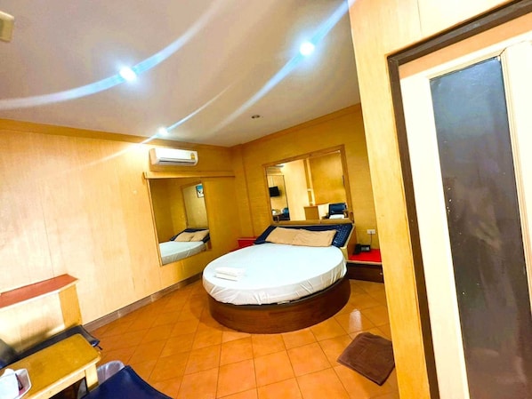 Deluxe Double | Wi-Fi de cortesia, roupa de cama