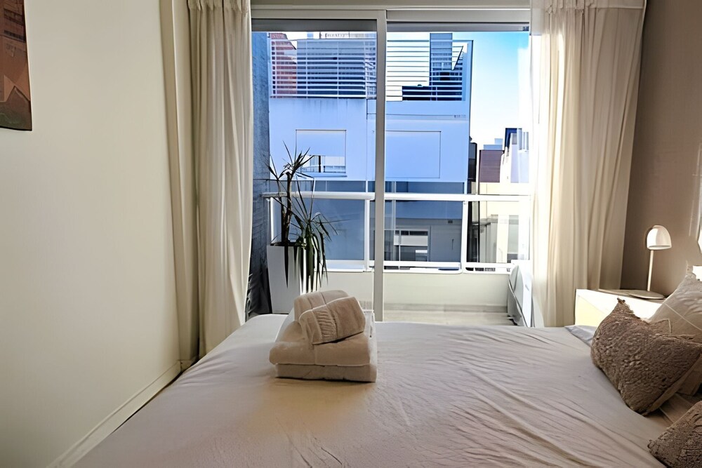 Hornera Mayo - A few meters from the monument - Rosario | Vrbo