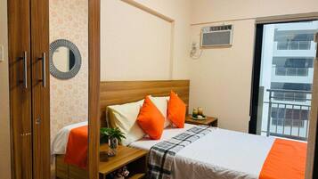 Quarto casal luxo | Escrivaninha, quartos à prova de som, Wi-Fi de cortesia, roupa de cama