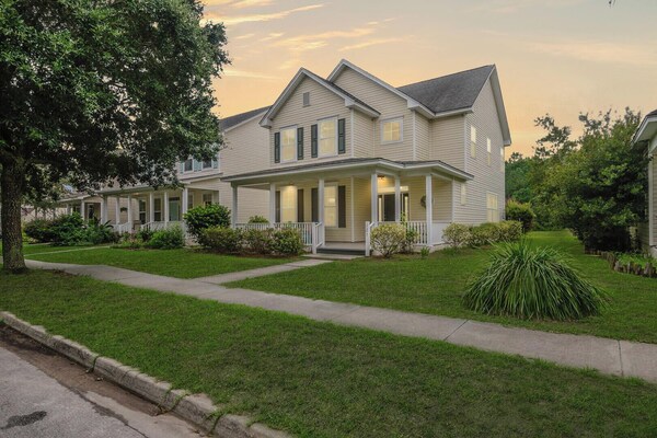 Happy Days In Old Town Bluffton - Bluffton, SC