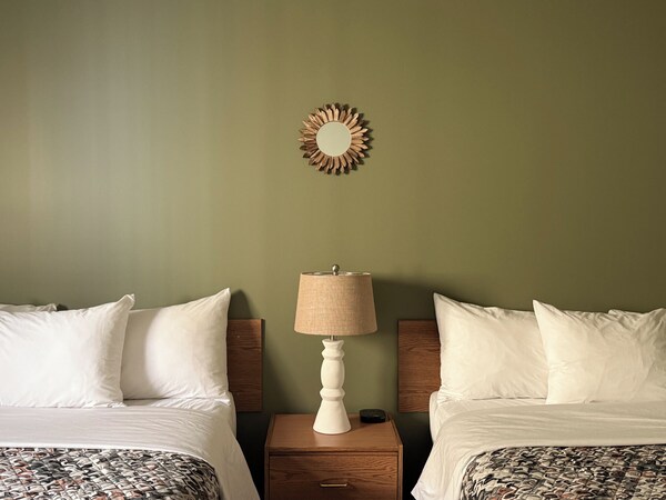 幸运湖步道旅馆 Sk - 薩斯喀徹溫