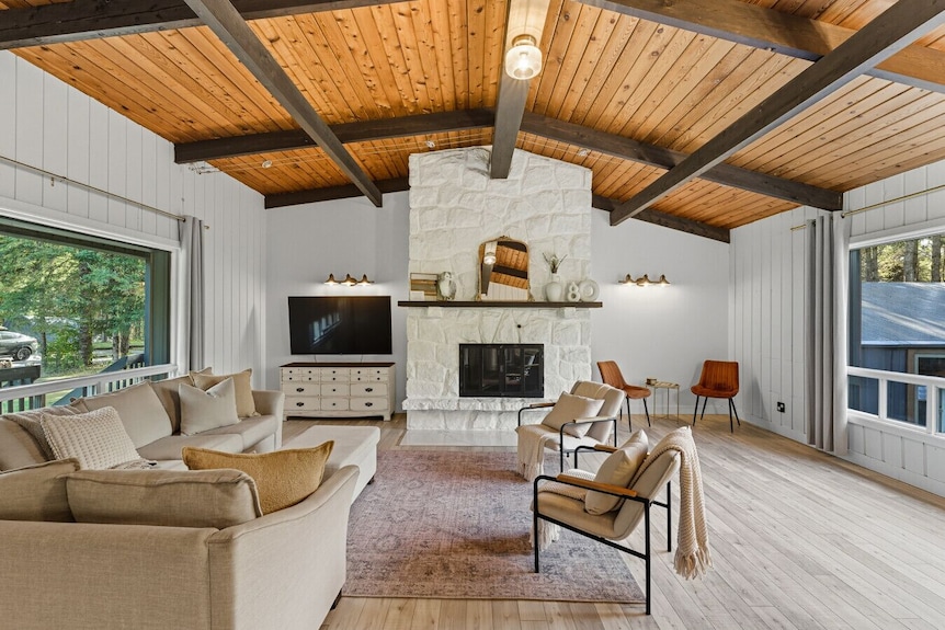 Chalet Le Benjamin 4bdr - Pool - Jacuzzi - Mont-Tremblant