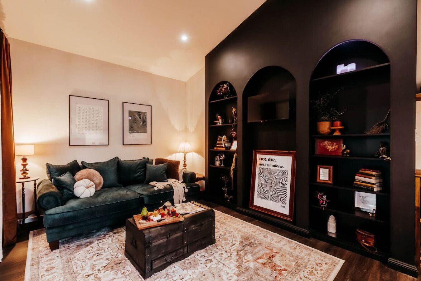 The Burrows Whimsical Luxury Twin Retreats - Adelaide