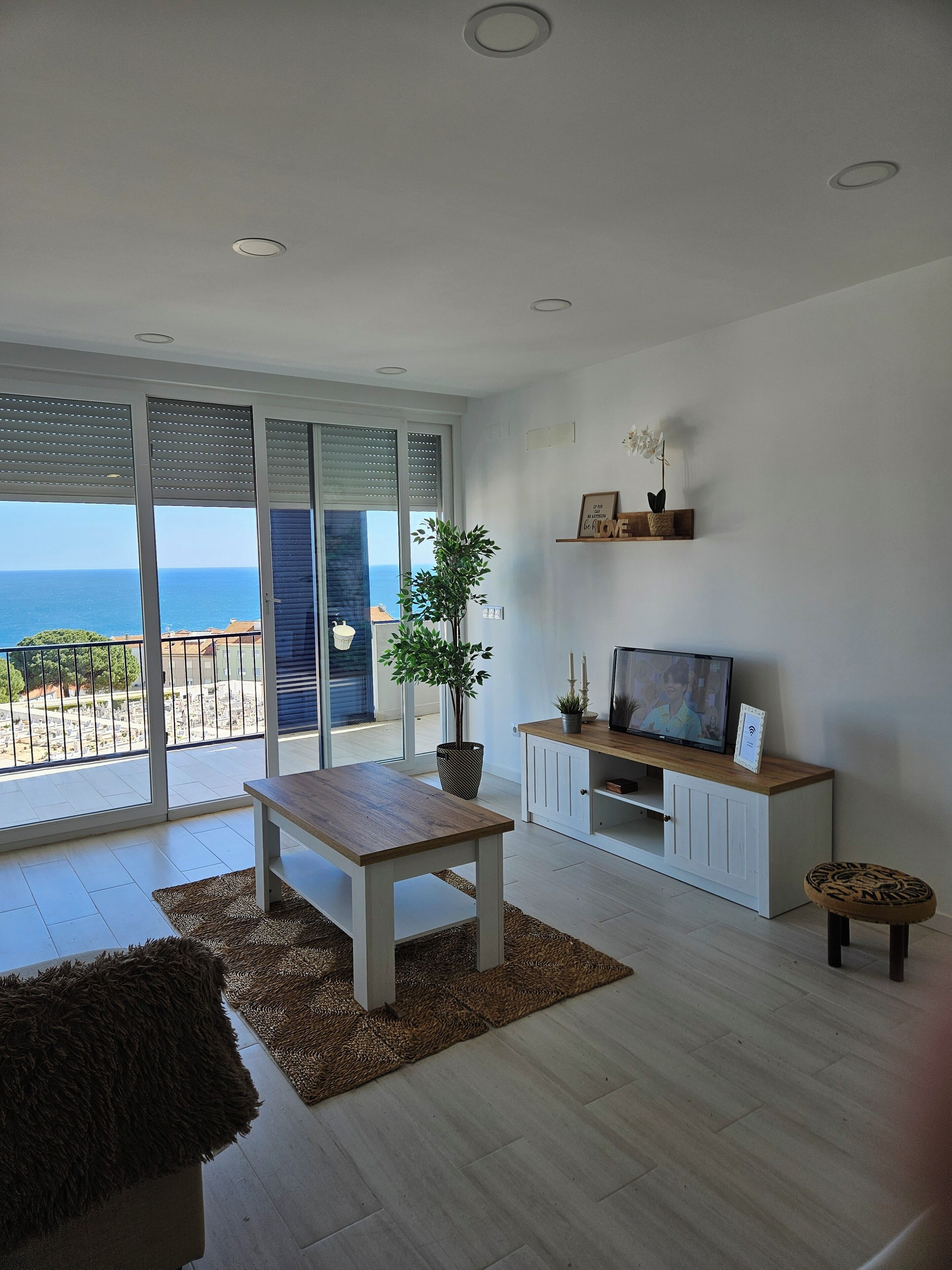 Me&you Apartment In Sesimbra , 300 Mts From The Beach With Free Parking. - Sesimbra
