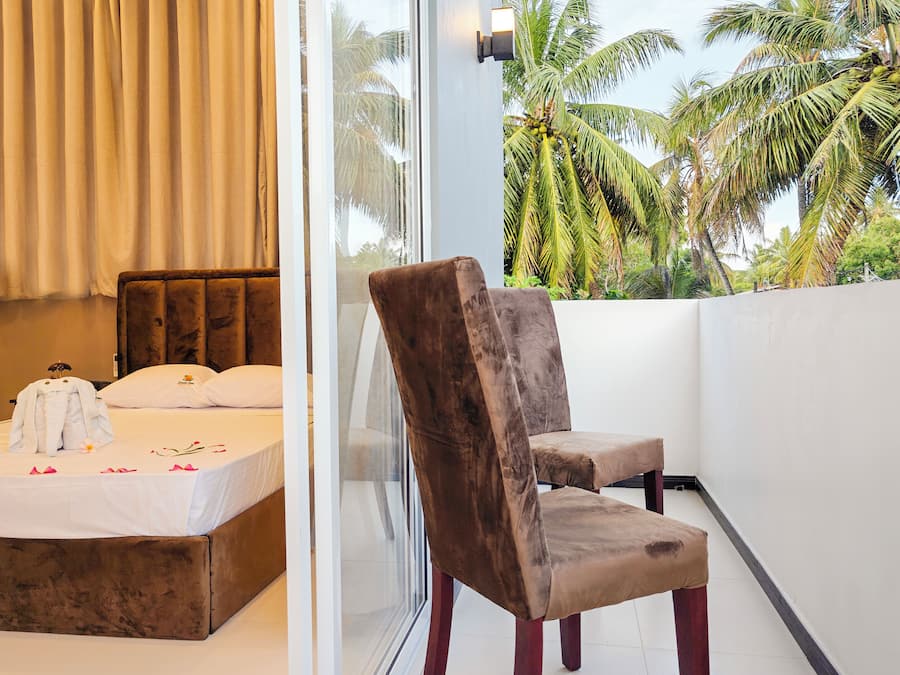 Escrivaninha, espaço de trabalho para notebook, Wi-Fi de cortesia