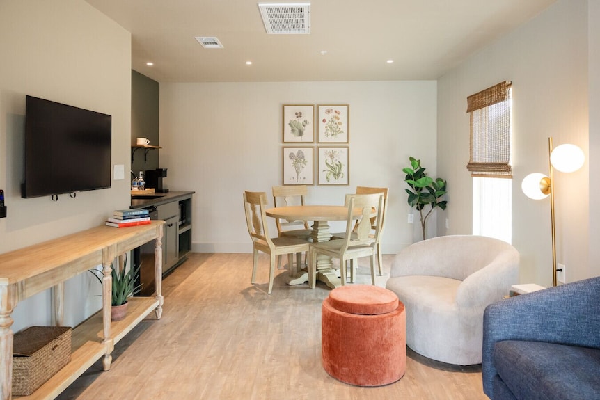 Gloria Inn Unit 1- 5 Minutes To Baylor - Waco, TX