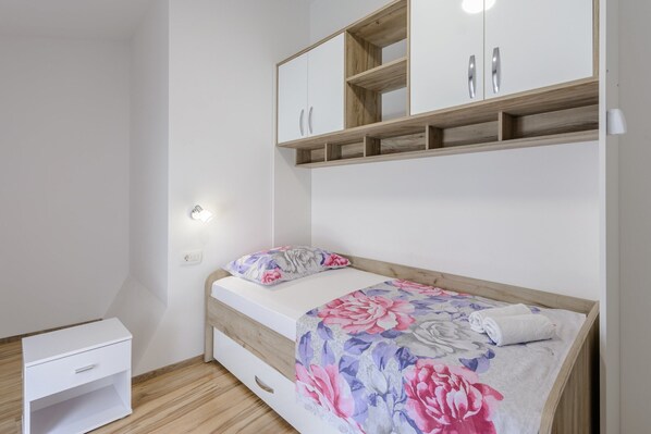 Apartamento | 4 quartos, ferro/tábua de engomar