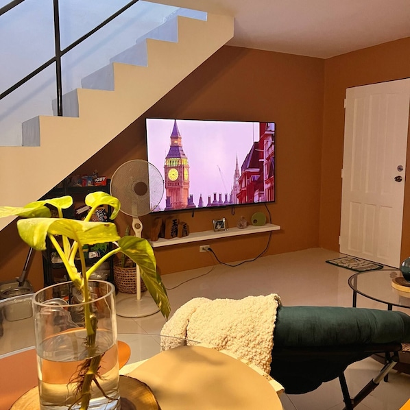 Vila, 1 quarto, acessível, piscina particular | Sala de estar