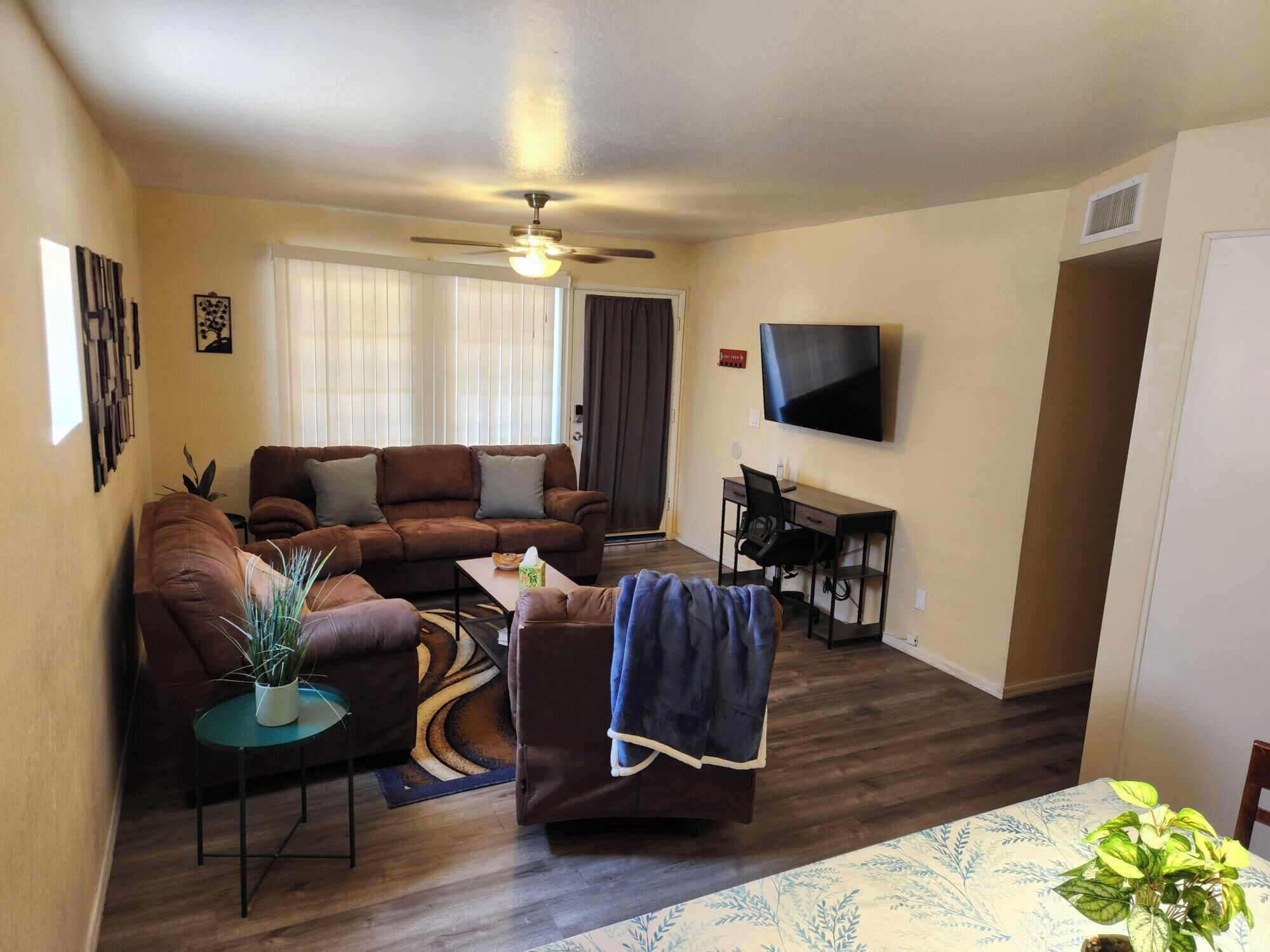 Fabulous 2-bedroom Tucson Condo With Cook-ready Kitchen & Ac, 5 Min. From Uofa. - Tucson, AZ
