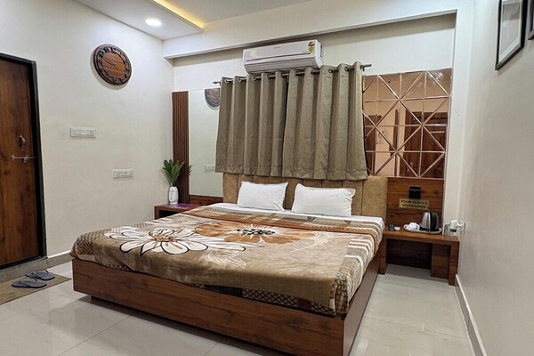 Hotel Anantshree Inn Shree Mahakaleshwar Temple Ujjain - Ujjain