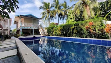Piscina externa