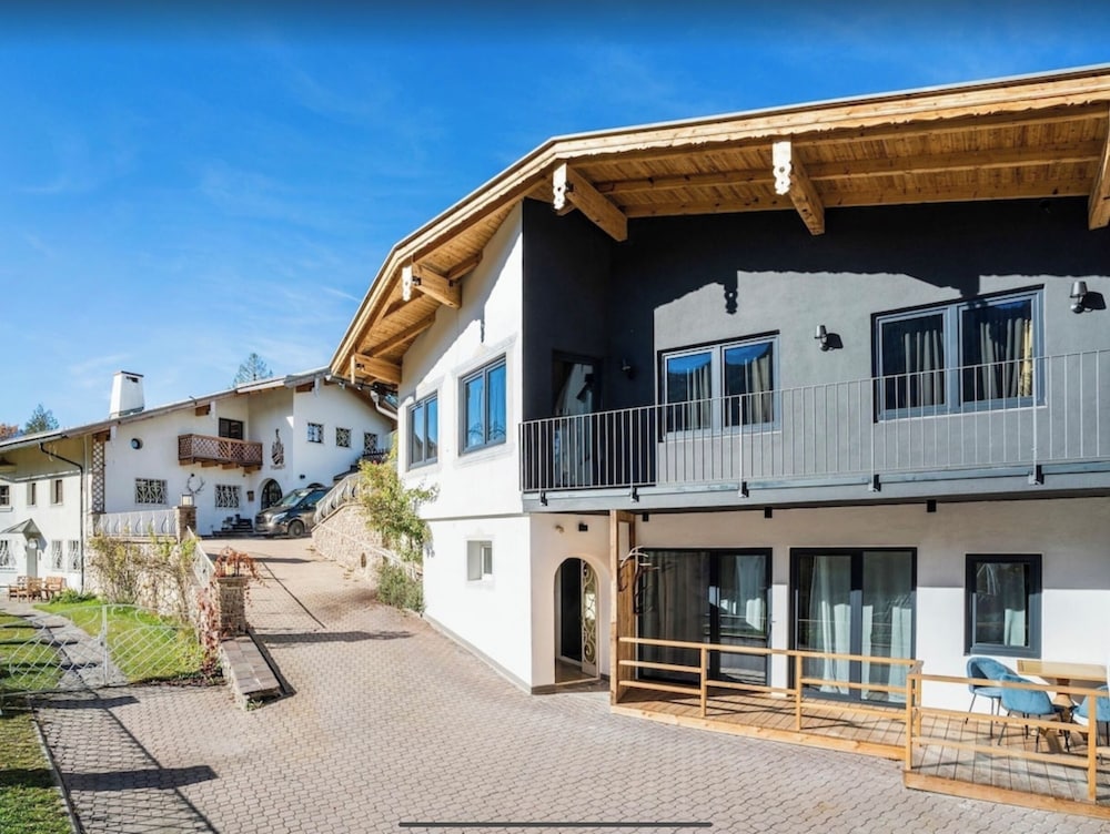 The Alpine No 7 - Seefeld in Tirol