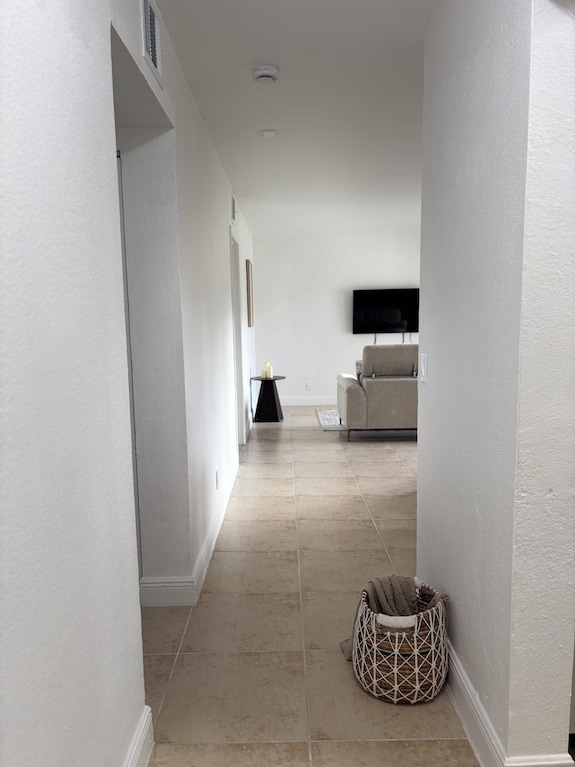 Soothing 2-bedroom Apartment With Ac In Royal Palm Beach - West Palm Beach, FL