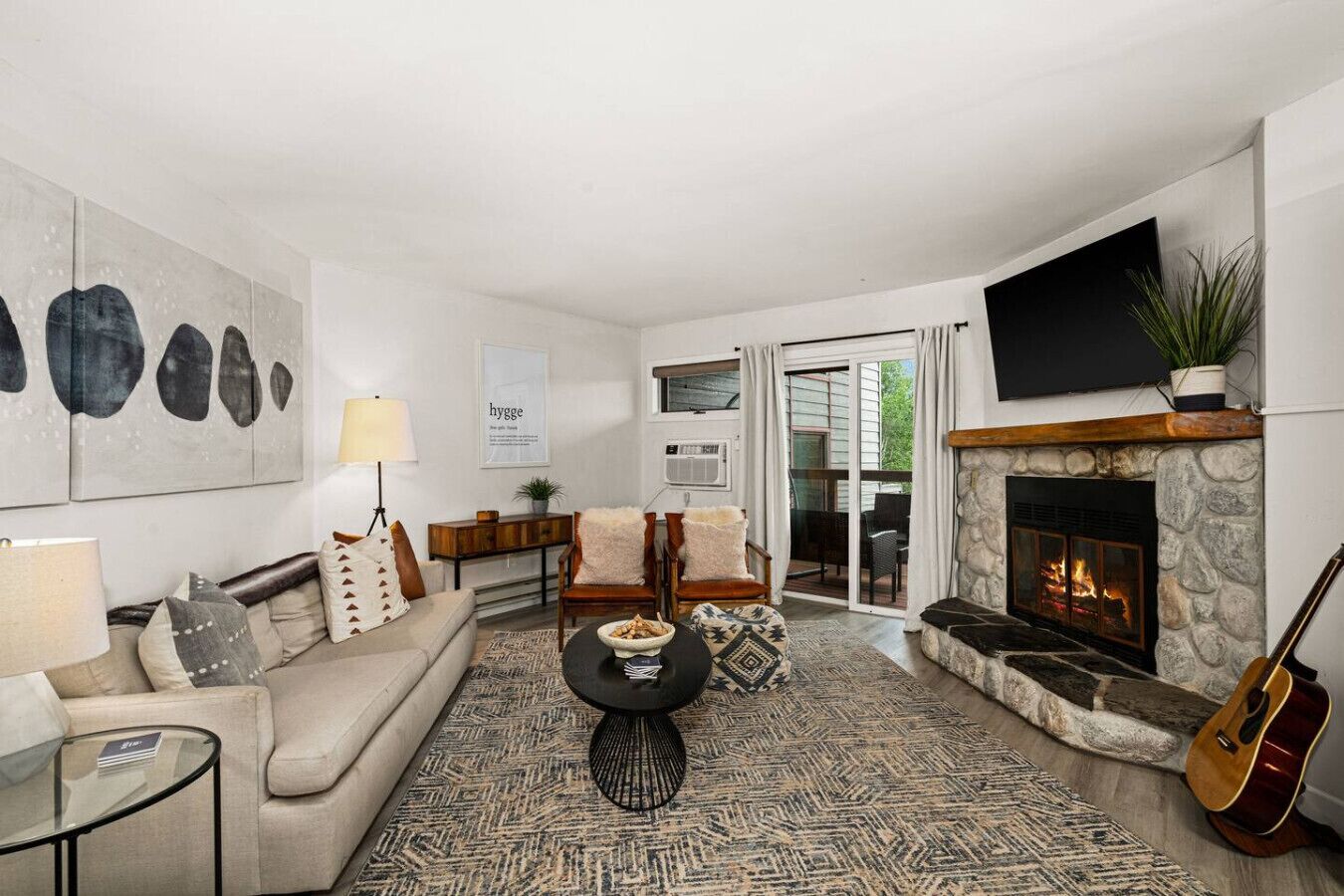 Updated Ski-in/ski-out Condo | Hot Tub & Pool - Lutsen, MN
