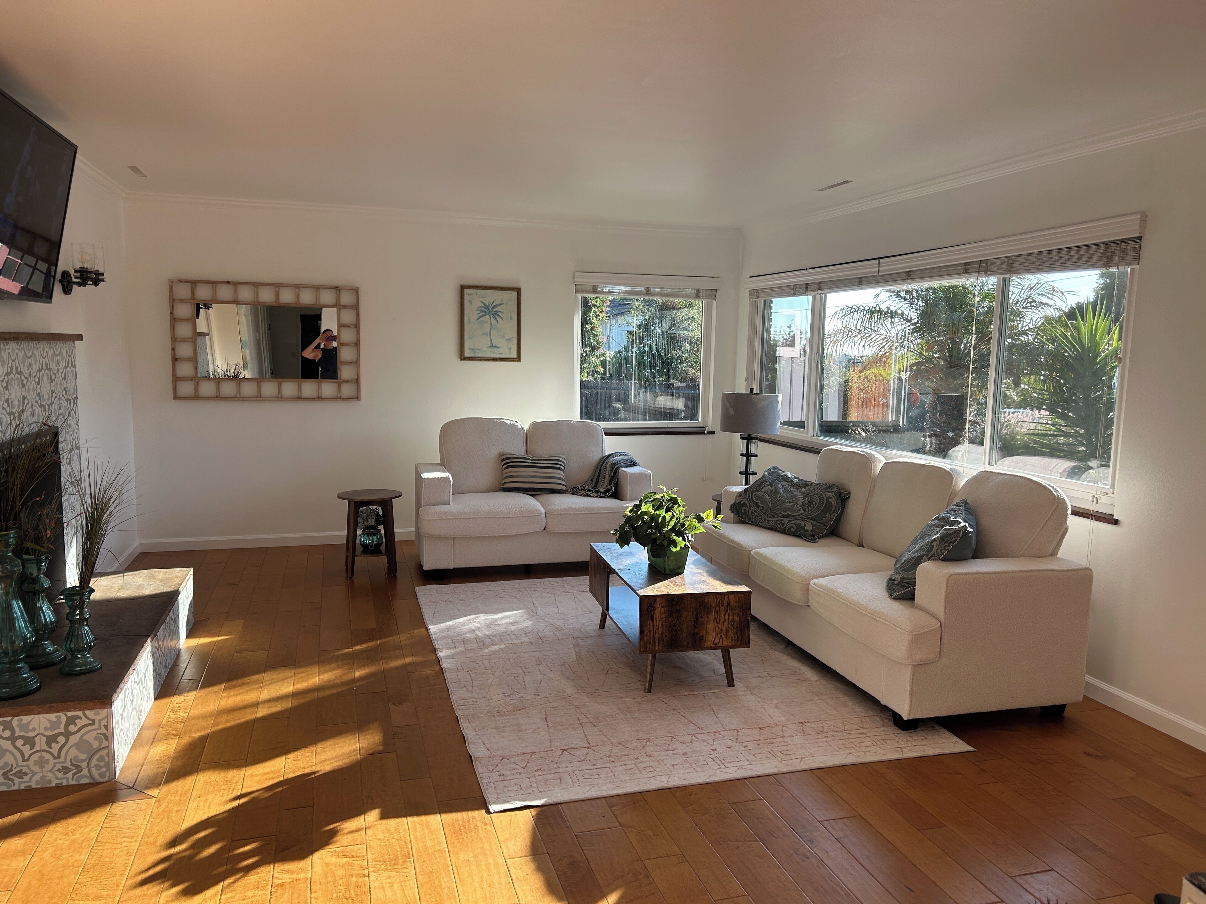 Backyard Paradise In Charming Santa Barbara With 4 Bedrooms! - Santa Barbara, CA