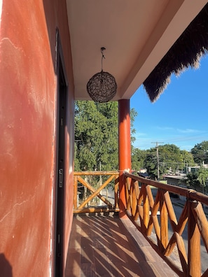 Suite Deluxe, varanda, vista para o jardim | Terraço/pátio interior