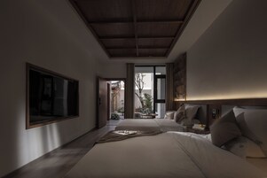 Quarto Twin Clássico, vista para o jardim | Lençóis de algodão egípcio, roupa de alta qualidade, edredões de penas 