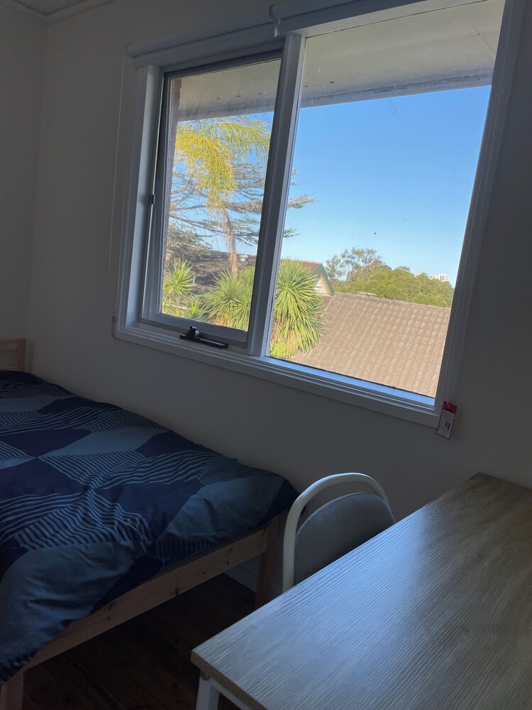 Simple sunny room at a quiet location - Sydney | Stayz