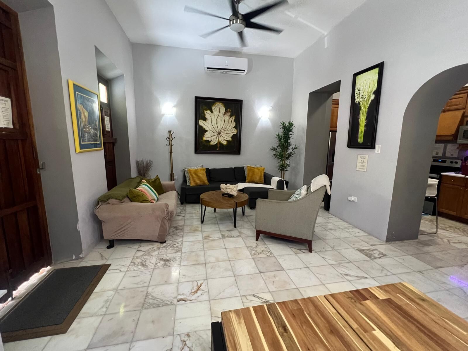 Casa Sol & Luna - 5 Room Spanish Mansion With Rooftop - Sleeps Up To 10 Guests - Puerto Rico