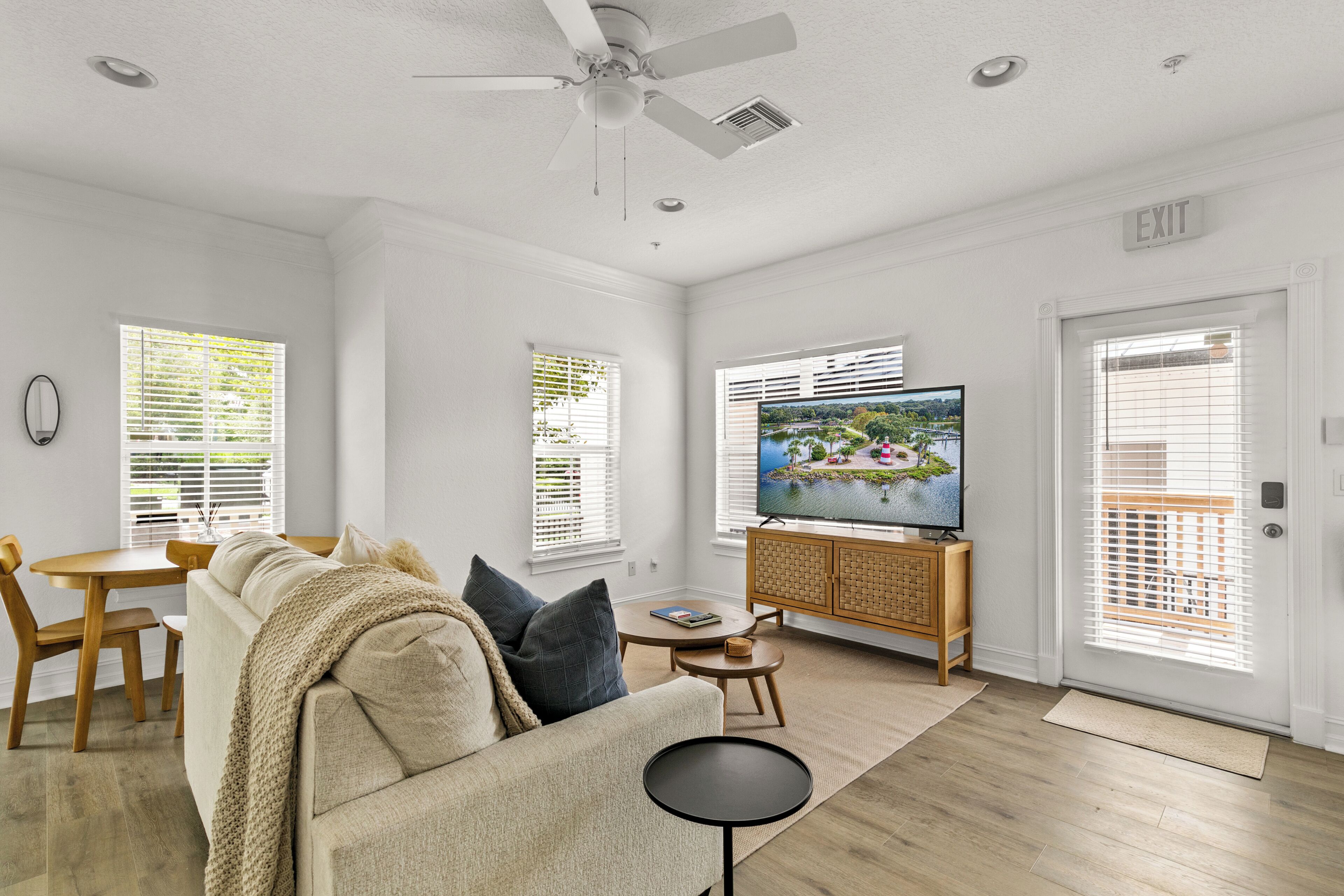 Beautiful Townhouse In The Very Heart Of Dt Mt, Dora! - Mount Dora