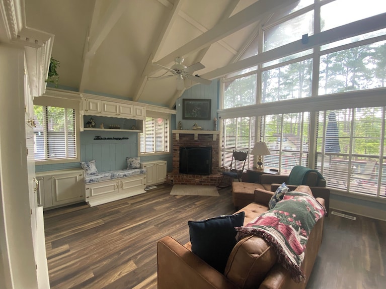 Pine Mountain Club Chalets - Offlake Three Bedroom #83 - Not Friendly - Georgia