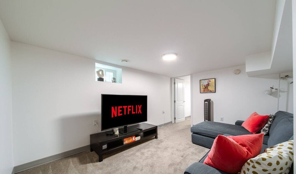 Muse Nook | Dt | Walk To Stadium | 5 Min To Rogers - MacEwan University