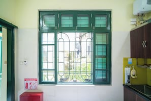Apartamento Design, varanda, Vista para a cidade | Roupa de alta qualidade, com decoração personalizada