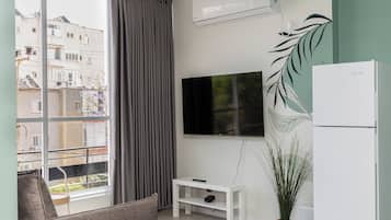 Apartamento, Vista para a cidade | Sala de estar