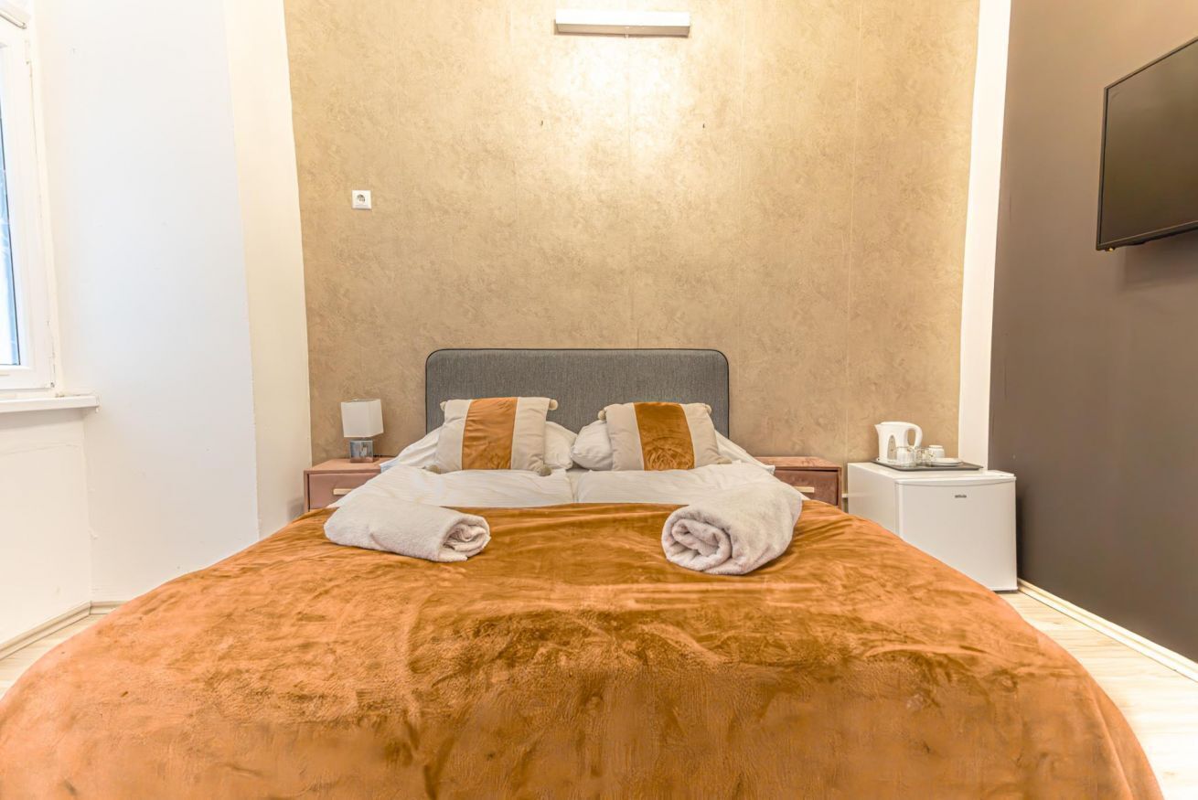 Affordable Hotel Room Prime Mariahilfer Str. - Wenen