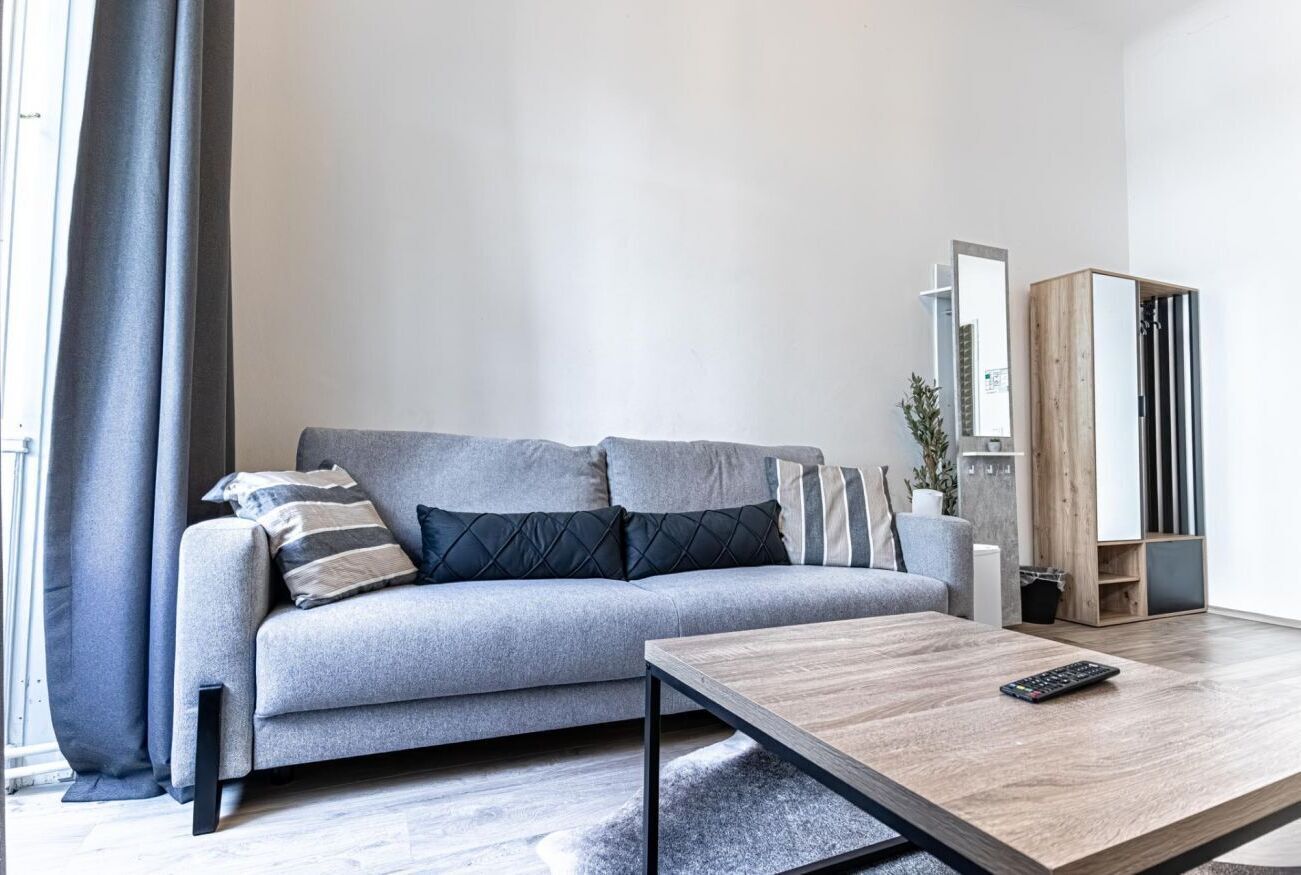 Affordable King Room W/ Cityview Mariahilferstr F - Vienna