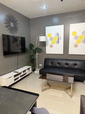 Apartamento Familiar, varanda, Vista para a cidade | Sala de estar