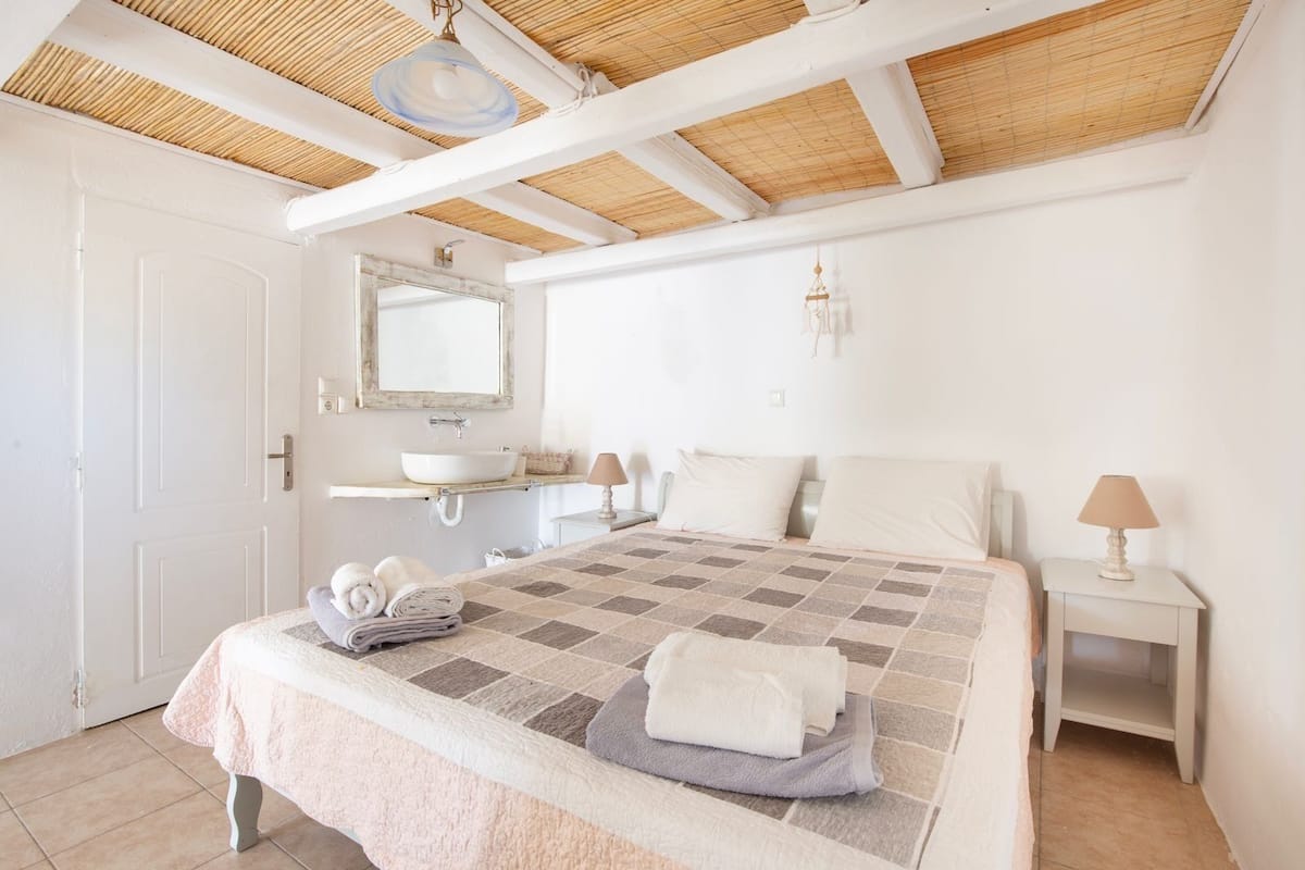 Villa 10 with Private Pool | 36m2 | Cofre no quarto, secretária, Wi-fi grátis, roupa de cama fornecida