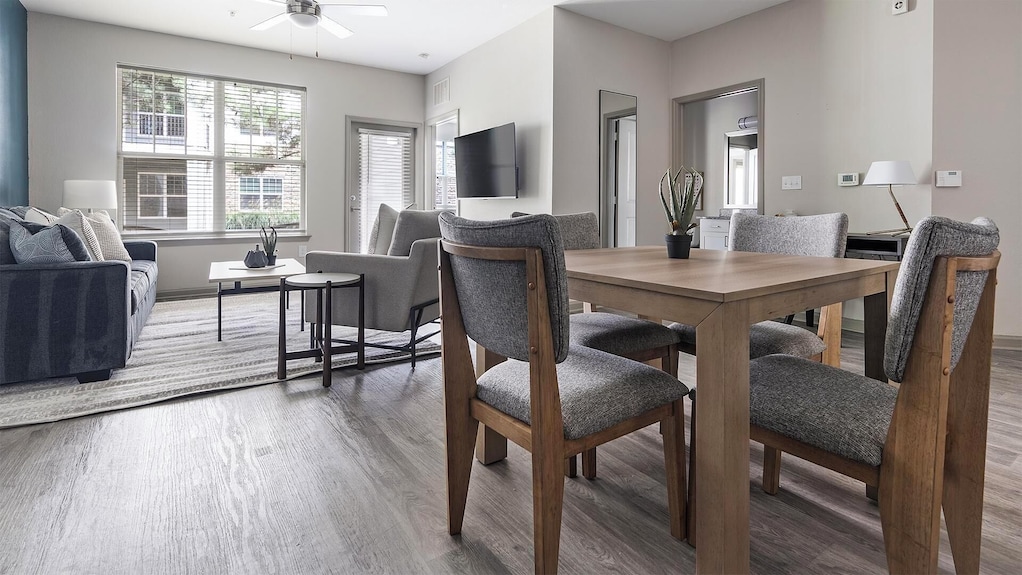 Landing | Stunning 2bd, Clubhouse, Pool - Charlotte, NC