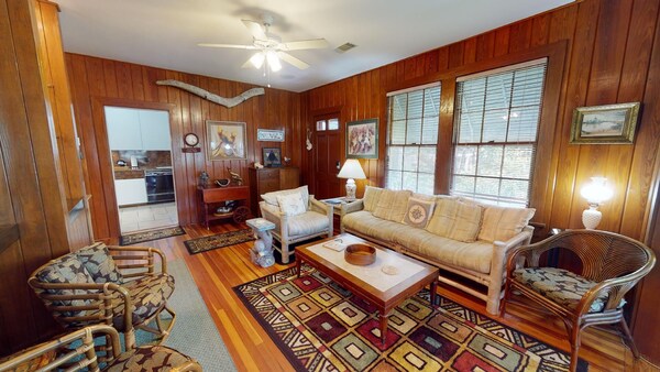 1111 2nd Avenue By Tybee Vacation Rentals - Tybee Island, GA