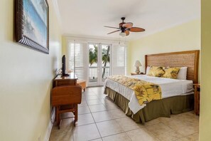 Estúdio, vista para o oceano | Cofres nos quartos, ferros/tábuas de passar roupa, Wi-Fi de cortesia